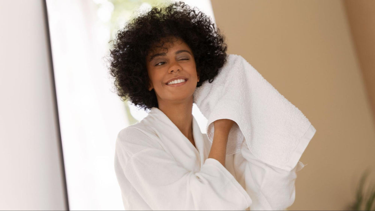 Why Your Towels Still Smell After Washing (And How to Fix It Naturally